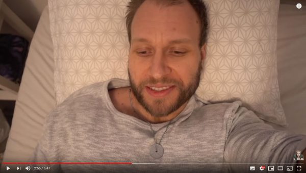 [VIDEOS] Furious Pete und sein Kampf gegen Hodenkrebs